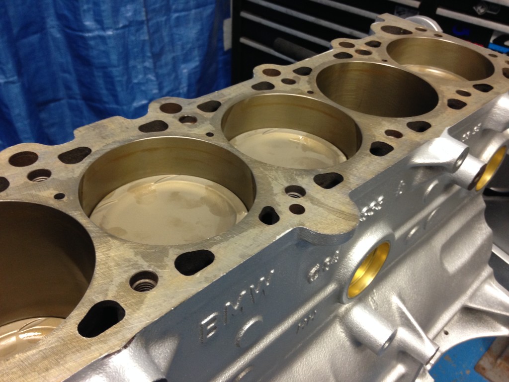 BMW S50B30US race engine preparation – PRE Tuning